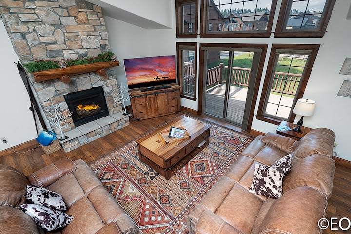 Stunning Retreat With Private Hot Tub - Tabernash, CO