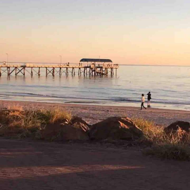 Townhouse, Newly Renovated At Henley Beach. - Adelaida