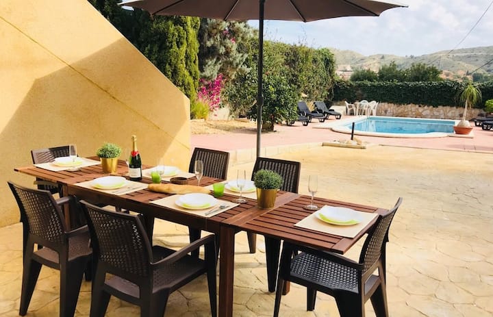 Beautiful Villa Busot With Private Garden & Pool - El Campello