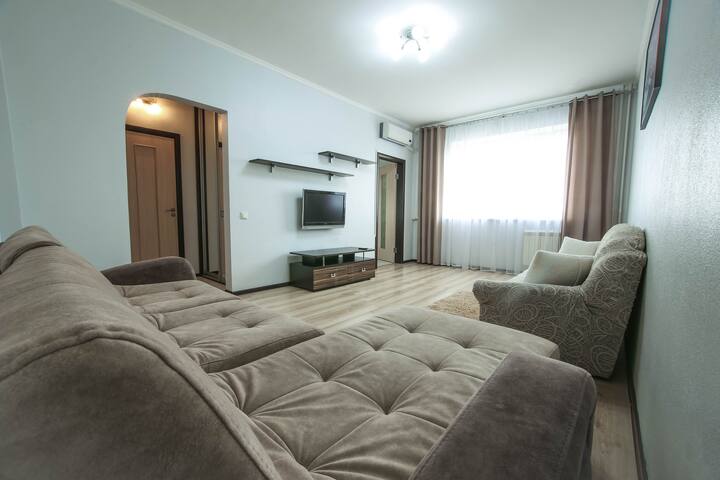 Ryadom S Mvdts Sibir I Trts Planeta Apartments - Красноярск