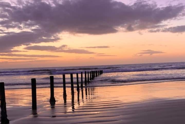 Portstewart Townhouse • 15 Minute Walk To The Beach - Portstewart