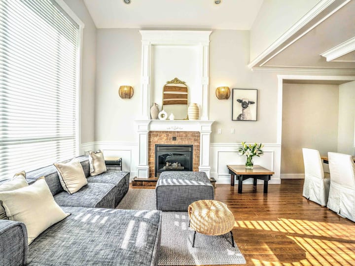 Luxury New 2-bedroom (2-3 Persons) One Bathroom - Surrey