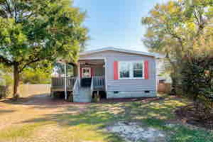 Bungalow On 5th L Mins From The Pier At Kb - Fort Fisher State Recreation Area, Kure Beach