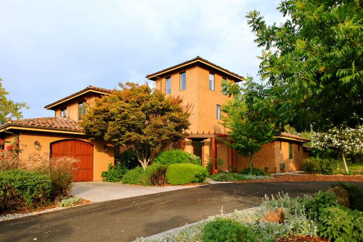 Napa Estate - Napa, CA