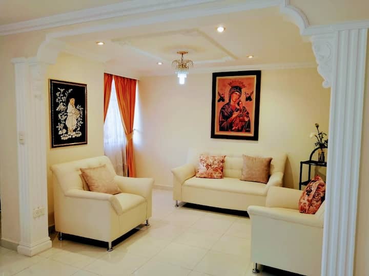 Hermosa Casa Con Terraza Cubierta Y Mirador - Pasto