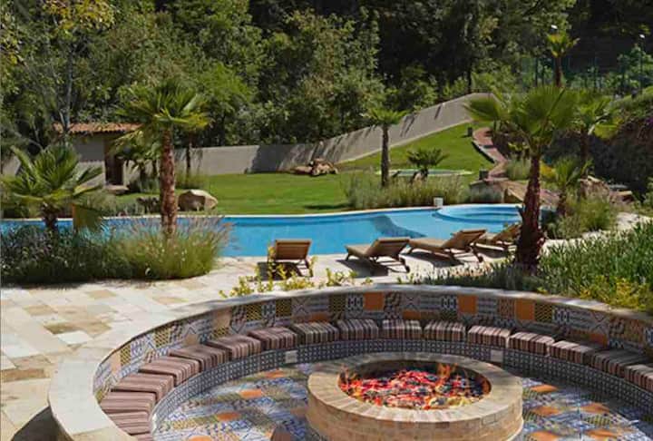 Townhouse En El Centro De Valle De Bravo , 3 Hab. - Valle de Bravo