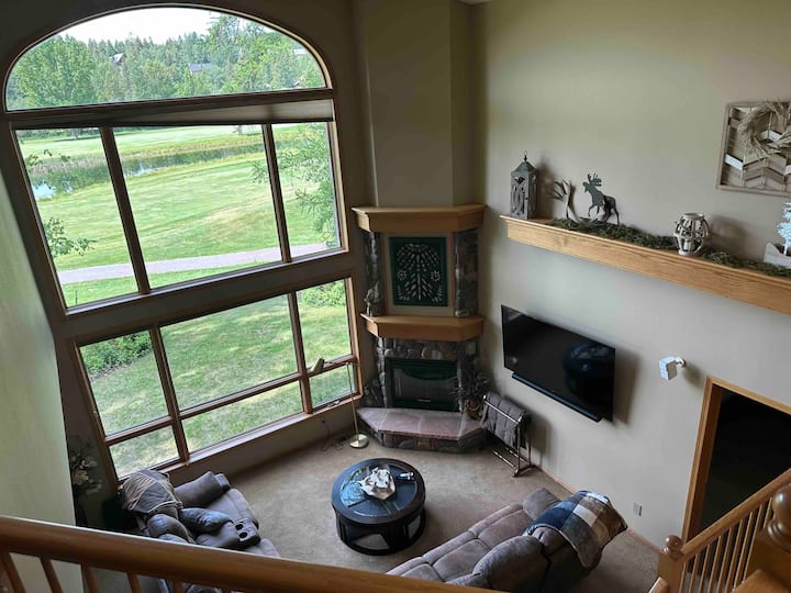 The Cozy Glacier Getaway-25mins From West Glacier! - Columbia Falls, MT