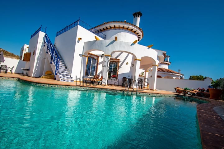 3 Bedroom 2 Bathroom Villa Vera Playa - Vera
