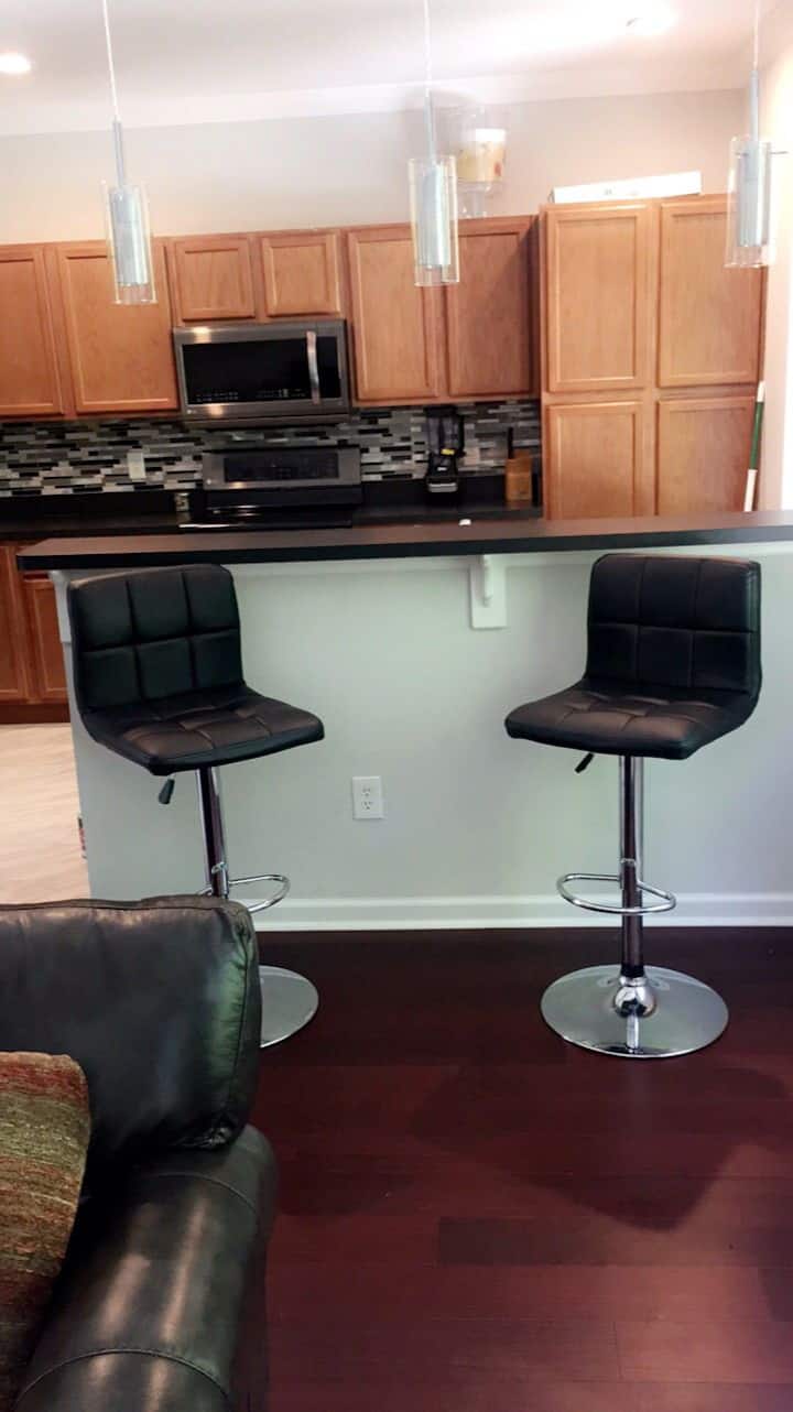 Wifi And Cable Included. - Newport News, VA