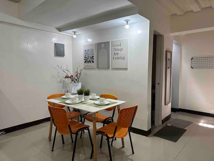 Juste Nous Deux @ Residencia De Monette 2 - Quezon City
