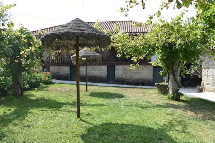 Quarto De Casal Privado Na Quinta Da Tulha - Guimarães