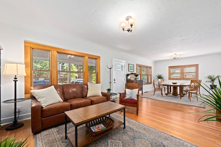 Steps From Downtown Littleton, Lightrail & Parks - Englewood, CO