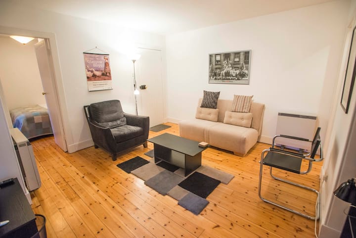 Edinburgh City Centre Apartment - Leith