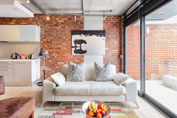 Stylish Industrial Loft, No Loadshedding, Gr8 View - Ciudad del Cabo
