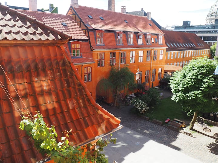 Beautiful Apartment In The Old Part Of Copenhagen - Kopenhagen