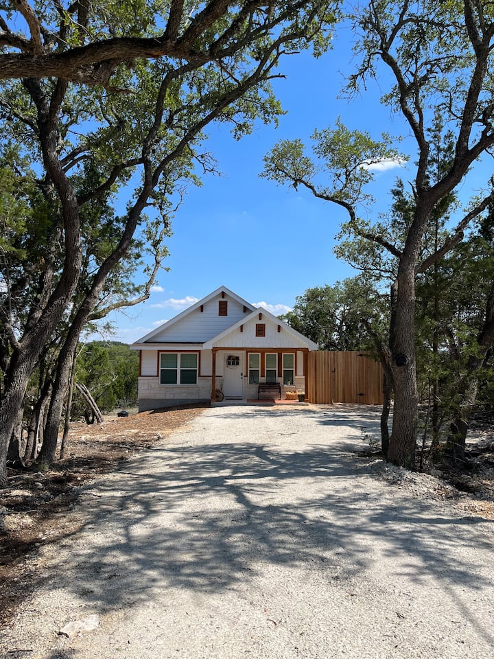 Little Hacienda In the Hill Country - Cottages for Rent in Fischer ...
