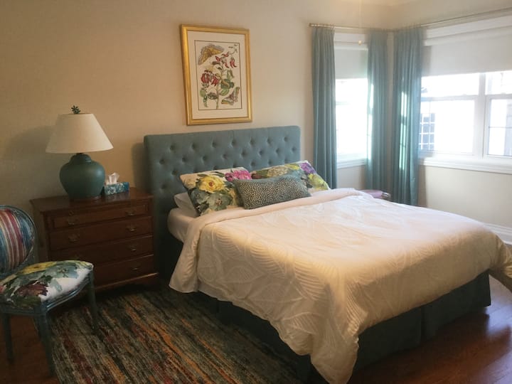 Waterfront Property, 17 Kms To Downtown Ottawa. - Ottawa