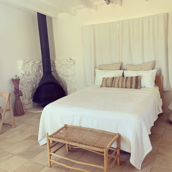 Mid Century Casa Socorro, Stars, Views & Serenity - Joshua Tree National Park