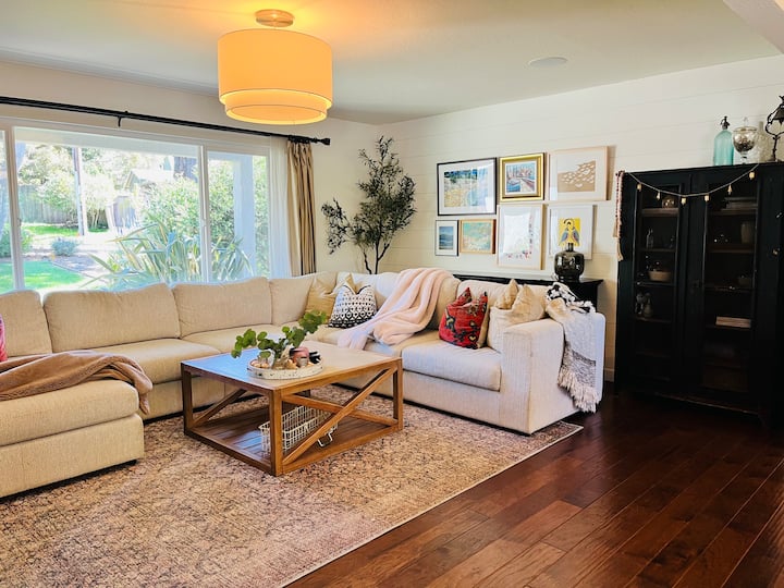 *Asilomarhouse* Wk2 Beach! Hot Tub!avail June/july - Monterey