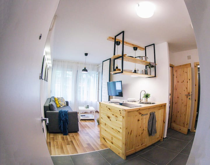 ★Central & Compact★ - Walk Everywhere - - Belgrad