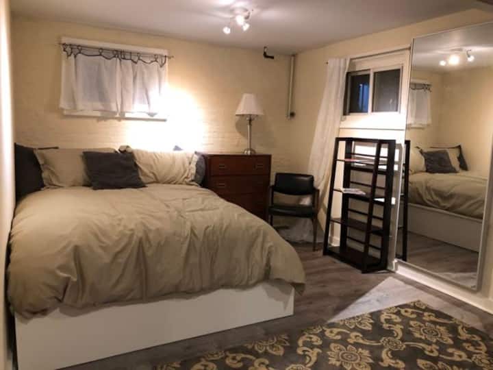 Perfect Dc Stay With Parking! Sanitized 100% - Washington, DC
