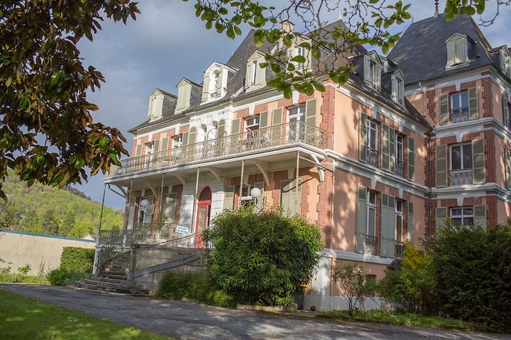 Appartement T3 Avec 2 Chambres - Bagnères-de-Bigorre