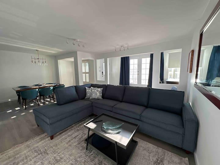 Ocean View Retreat - Manhattan Beach, CA