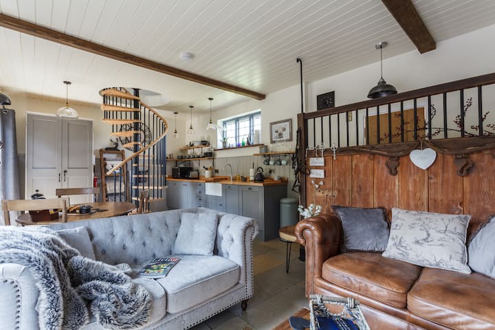 Luxury New Forest Barn, Ideal For Couples - Ringwood
