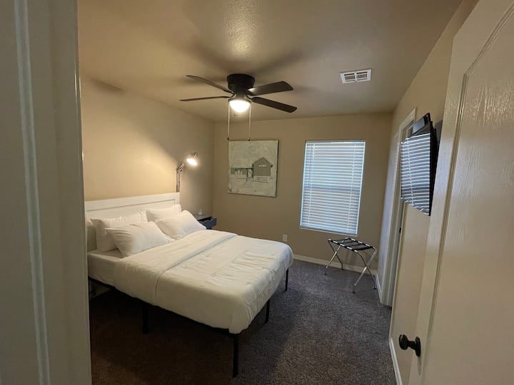 New Home For Long Term Stays W/ Garage (Bb) - El Paso