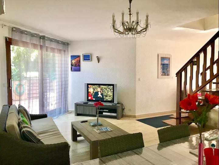 Maison De Vacances, Piscine, Tennis, La Mer à Pied - Toulon