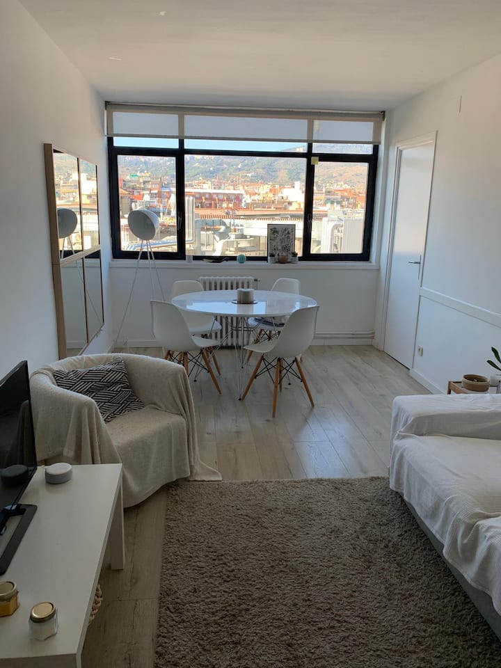 Apartamento Luminoso Muy Equipado Y Con Vistas (P) - Barcelona
