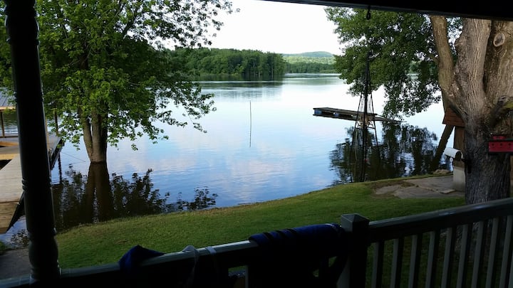 Beautiful Riverfront Family Retreat - Nelson Dewey State Park, Cassville