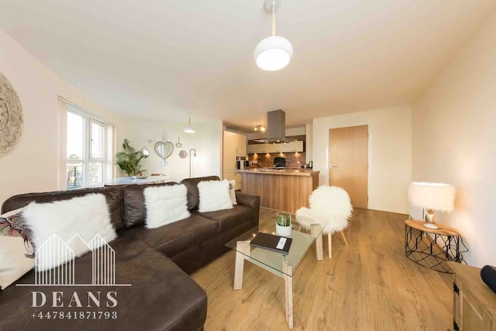 Luxurious City Centre Apartment, Ground Floor - Perth