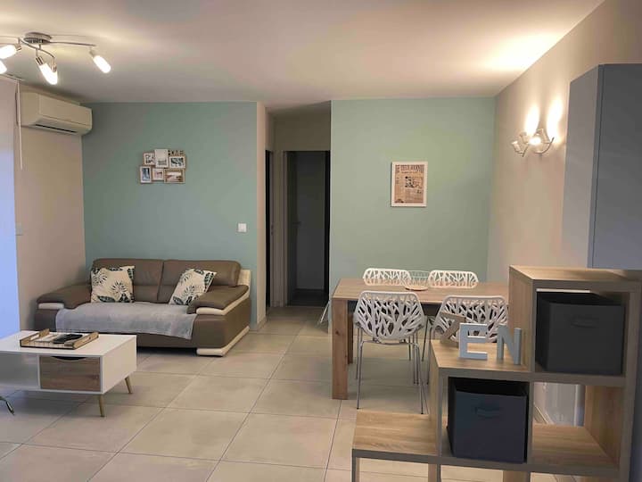 Appartement Calme, Climatisé 3min à Pied De La Mer - Lattes