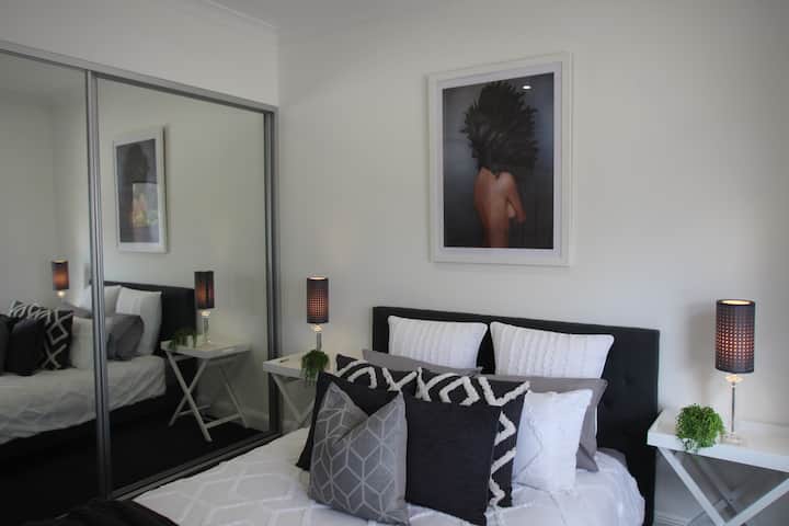 Charming 1 Bedroom Home - Adelaide