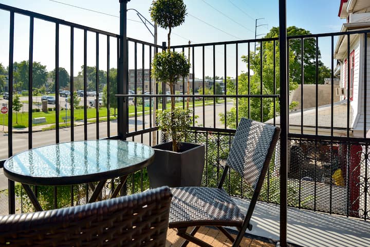 S.l.h Suites: Safe Like Home - Kansas City, MO
