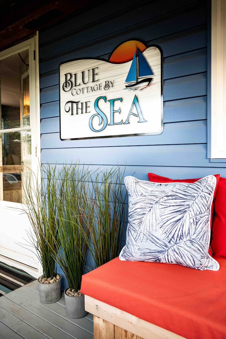 Blue Cottage By The Sea - New Brunswick