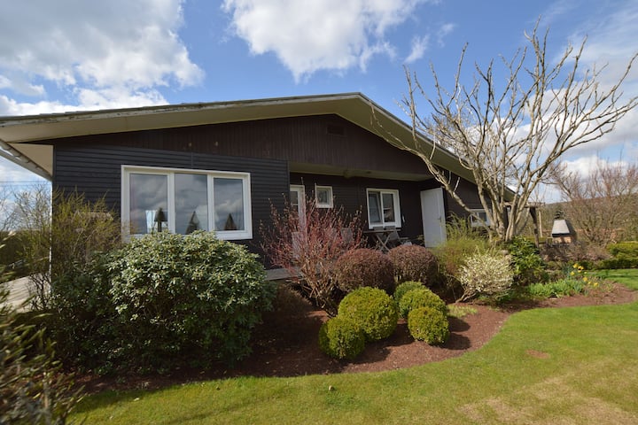 Chalet Confortable à Malmedy Avec Jardin Privé - Stavelot
