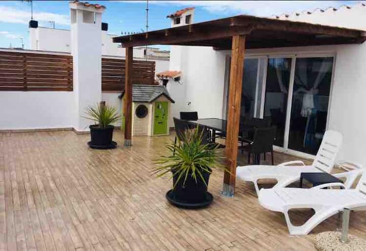 Gran Terraza! En Centro Y Playa. - El Port de la Selva