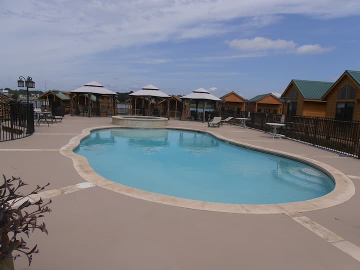 Top 8 Lake Cabin Rentals Near Houston, Texas - Updated 2025 | Trip101