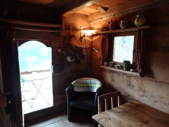 Le Grenier, Dans Un Lieu Unique Près Des Saisies - Hauteluce - Les Saisies