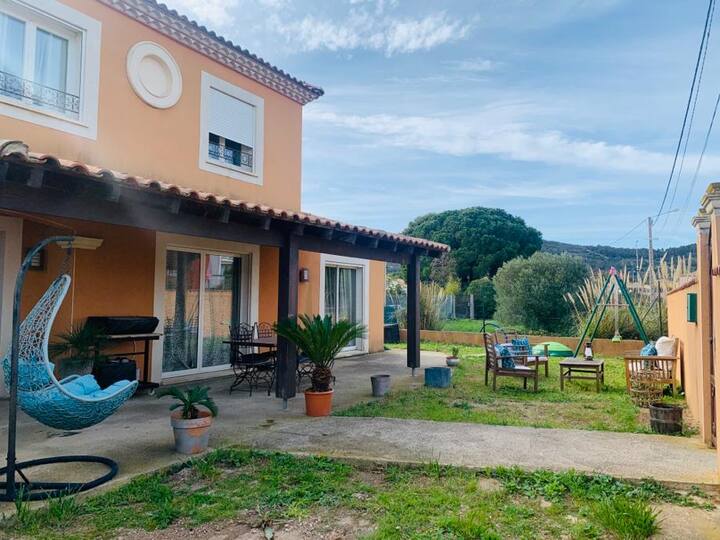 Villa Entre Terre Et Mer Avec Piscine . - Sète