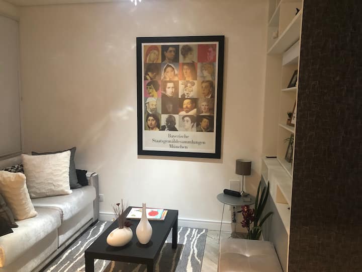 Estúdio Próximo Ao Incor Com Garagem - São Paulo