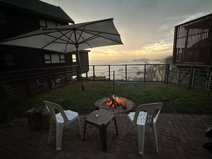 Gone Fishing - Jewel By The Sea - Eersterivierstrand