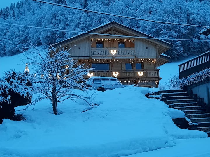 Appartement Rez-de-chaussée Dans Chalet - Le Chinaillon