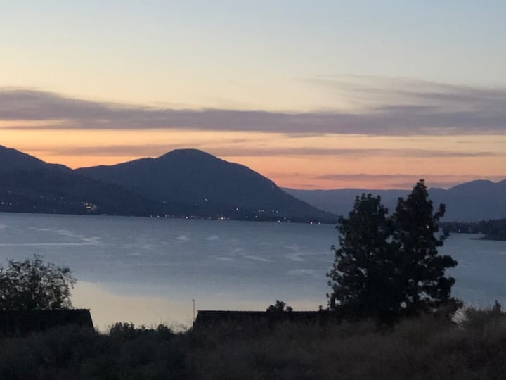 Skaha Lakeview Home W/ Lake Access - Penticton