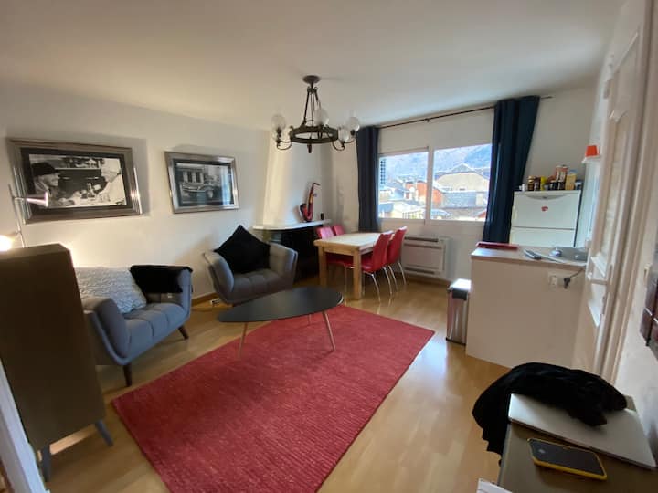 Apartment 7 Person Centre Of Luchon With Garage - Pirineos