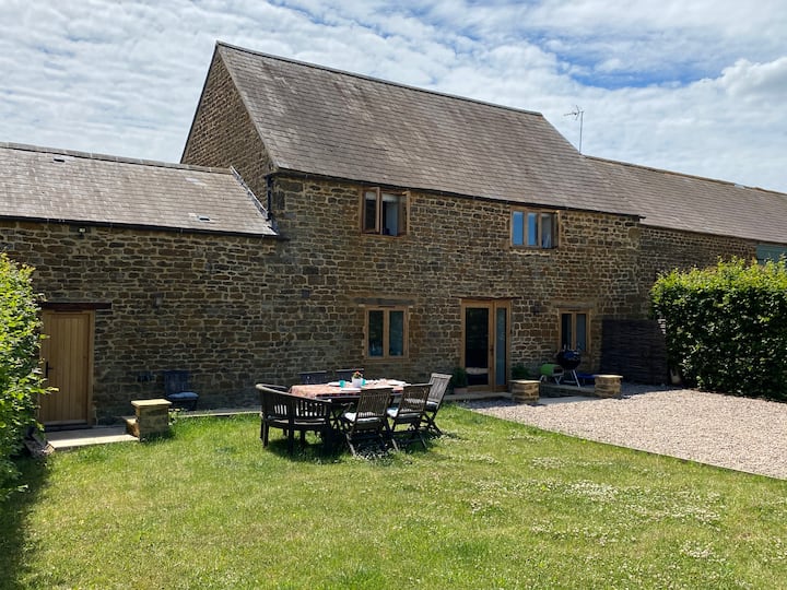Lovely Cotswold Cottage With Gorgeous Views - Banbury