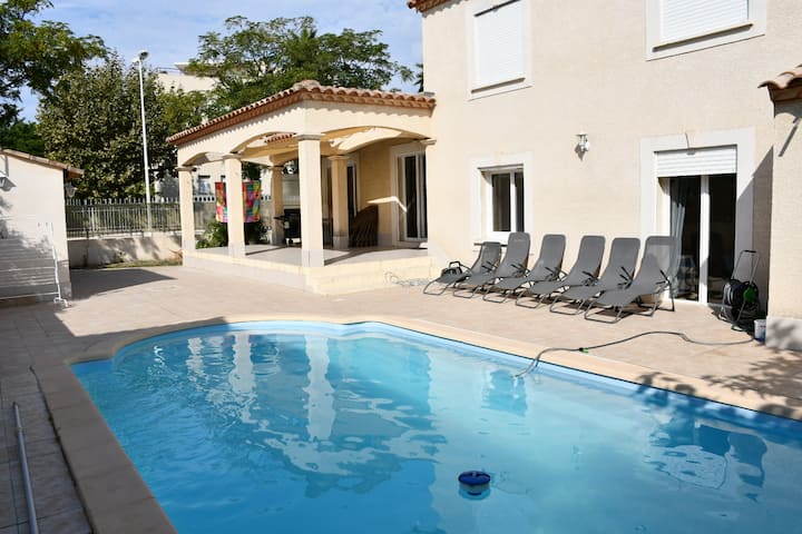 Villa à Port Camargue Proche De La Mer Et Marina - La Grande-Motte