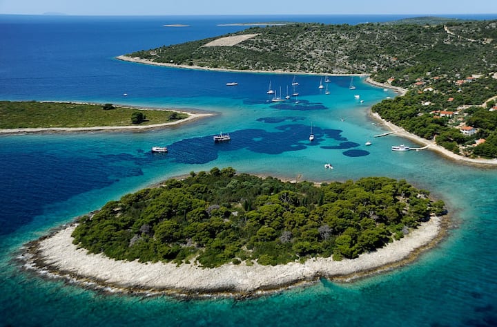 Apartments Nena  Ap.3+ap.8+ap9+ap.10 (16 People) - Trogir